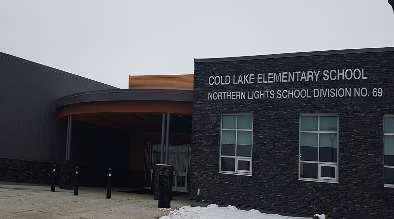 Education Minister Eggen Celebrates CLES Grand Opening - Lakeland Connect