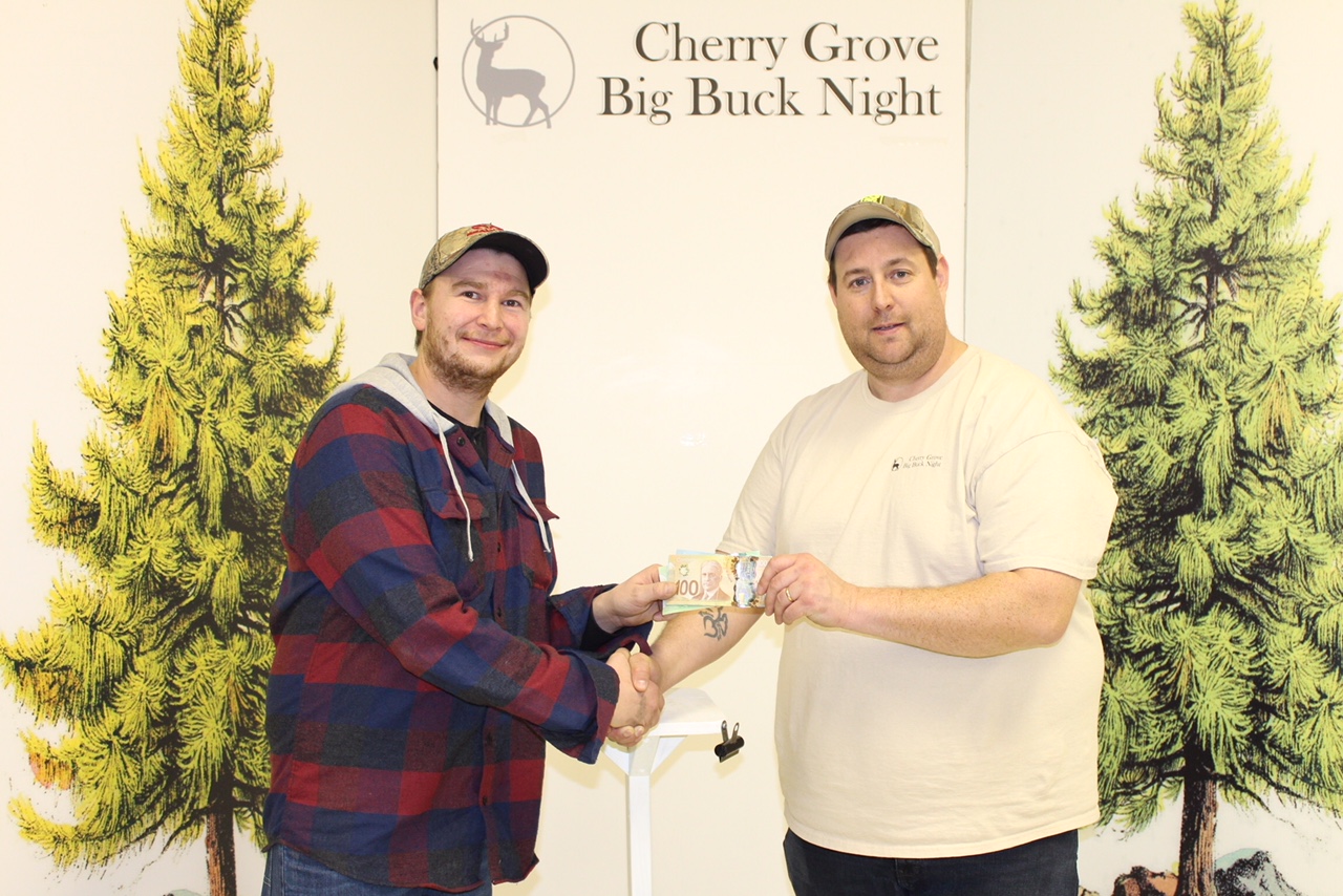 Winners racked in prizes at Big Buck Night - Lakeland Connect